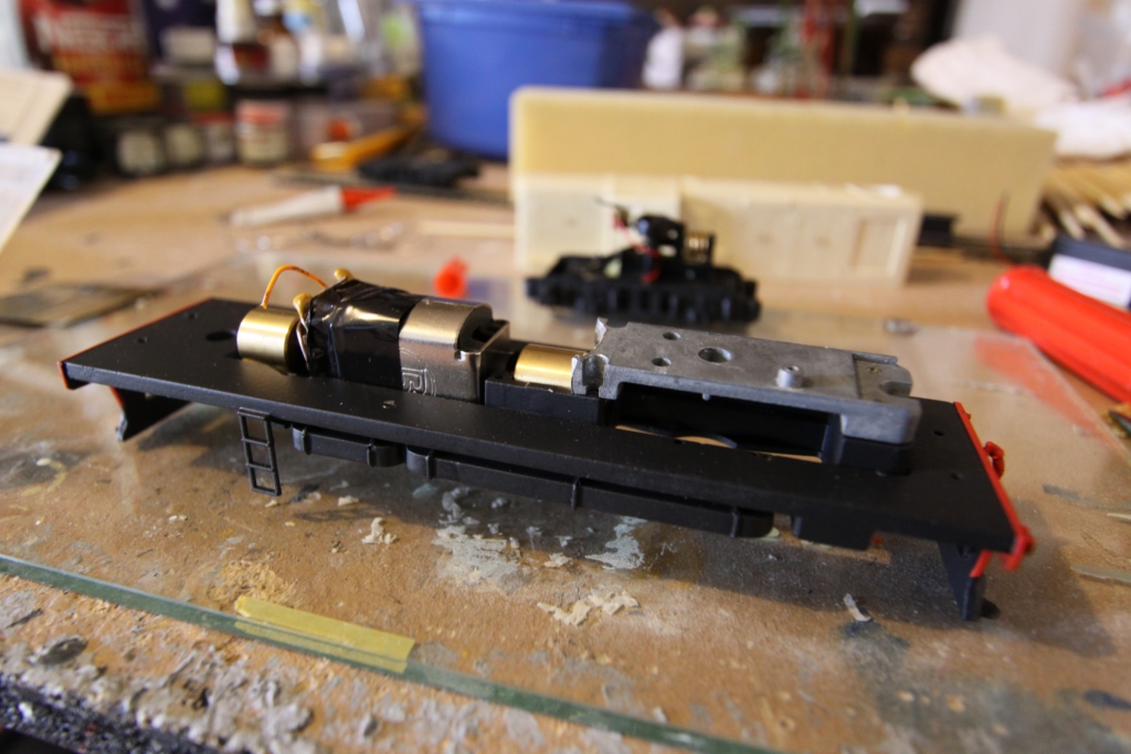 West Australian S Scale Modelling: Installing a sound decoder in a ...